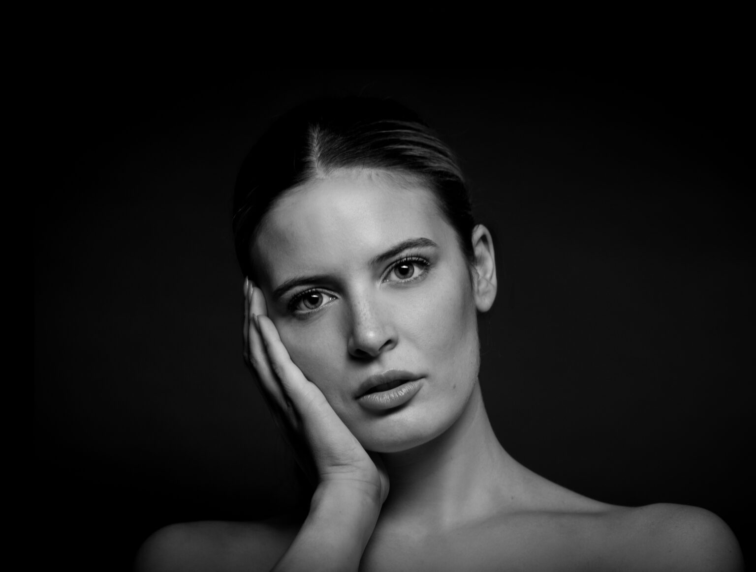 Lifting facial con Morpheus 8 en Madrid - Clínica Pilar de Frutos